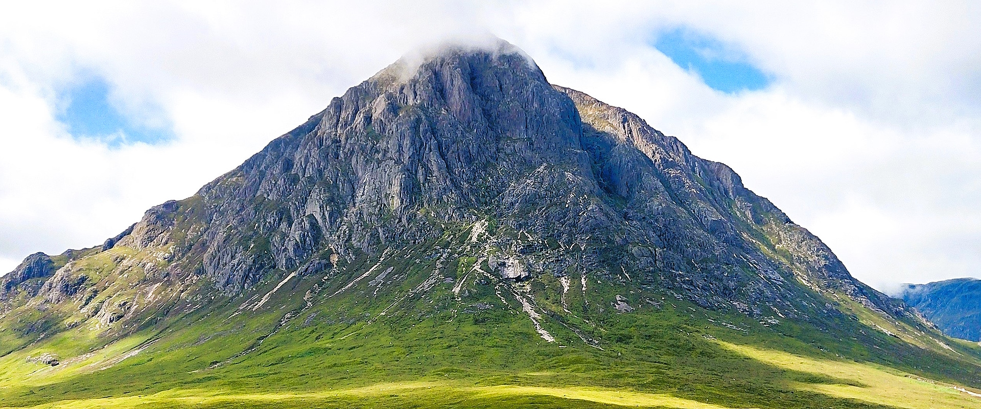 Glencoe & Loch Ness Hiking Weekend - Country Adventures